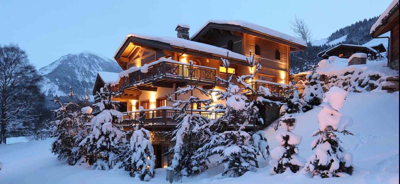 Chalet Igloo in Courchevel Le Praz - by SkiBoutique